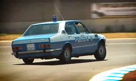 Raju takaa-ajo päättyi Alfa Romeon motitukseen | Auto Bild Suomi7