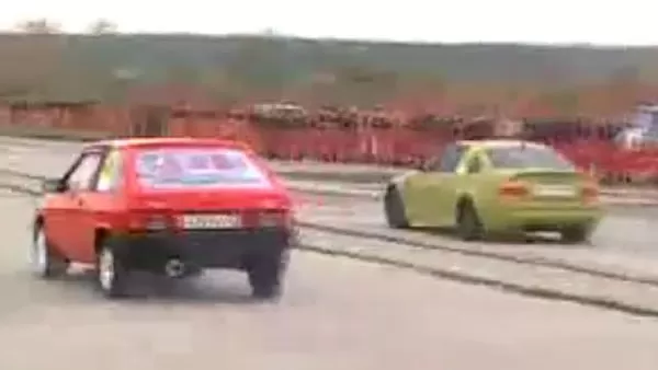 Pärjääkö wankel-moottorinen Lada Samara BMW M3:lle kiihdytyskisassa ...